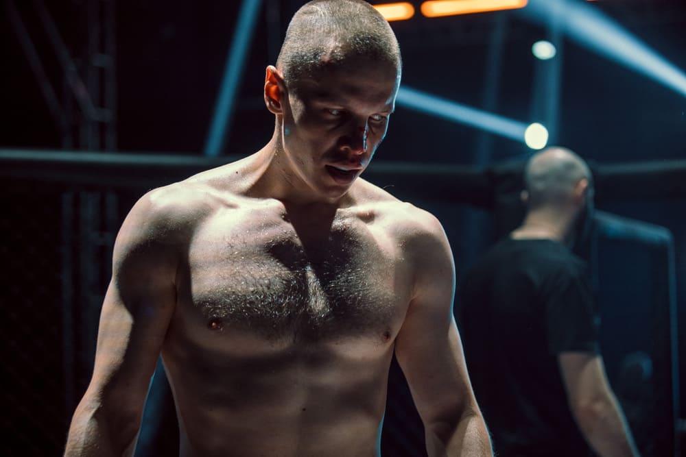 Названа дата выхода сериала «АльфаРомео» с Антоном Артемьевым в главной роли - Новости кино| TV ...